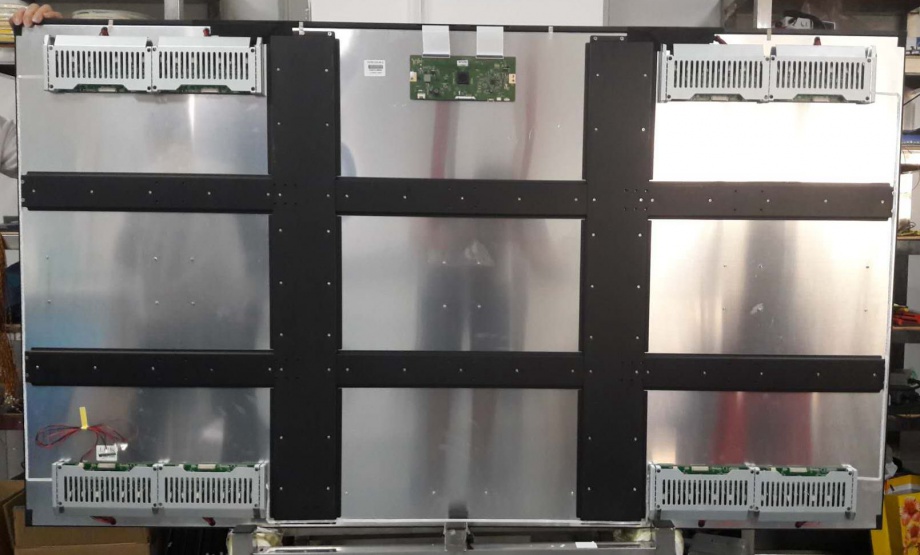 FS750-D20-4K-Z 75寸, 3840*2160, 2000亮度, 沣视户外高亮液晶屏, 超高亮度液晶屏 | 深圳市沣视科技有限公司